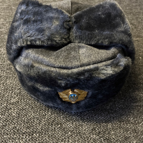 Collectible Thimble, Enameled Metal Thimble With Swarovski Crystals ...