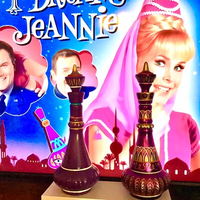 I Dream of Jeannie 2nd Season MIRRORED Mulberry/purple Genie/jeannie ...
