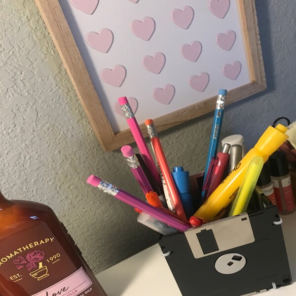 Floppy Disk Pen and Pencil Holder RED - Etsy