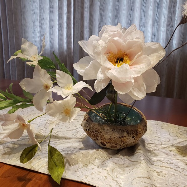 Handmade Crepe Paper Bouquet **SIMPLE STATEMENT Collection** - Crepe ...