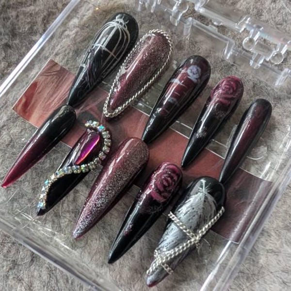 ZAYNE (love and Deep Space) Press on Nails - Etsy