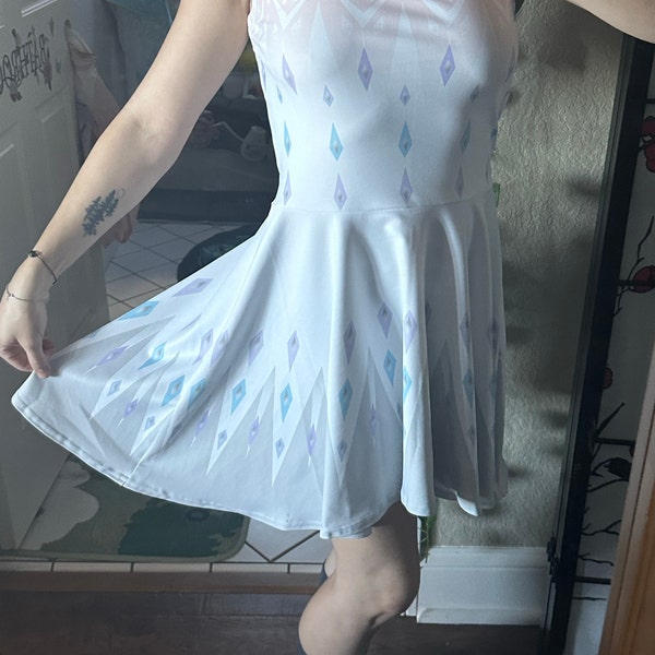 Adult Elsa Dress - Frozen 2 - Elsa Fifth Spirit Dress - Frozen 2 ...