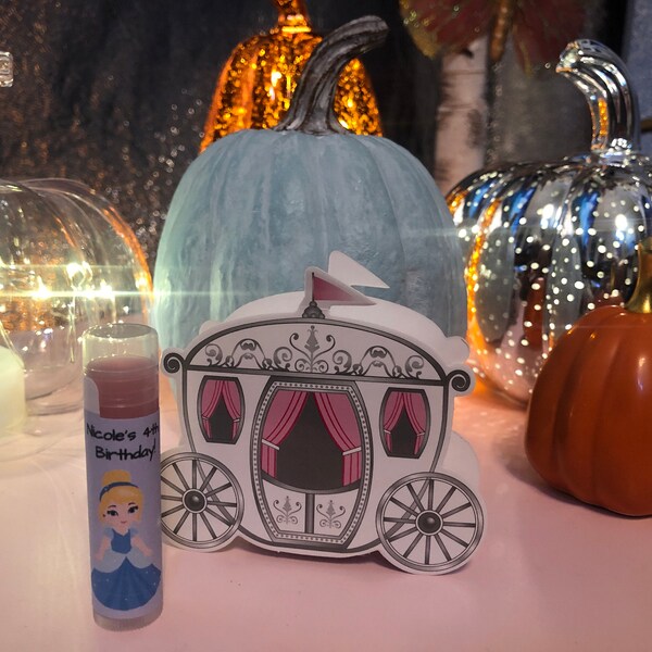 Lip Balm, Disney Descendants Birthday Party Favors, Carlos, Evie, Mal ...