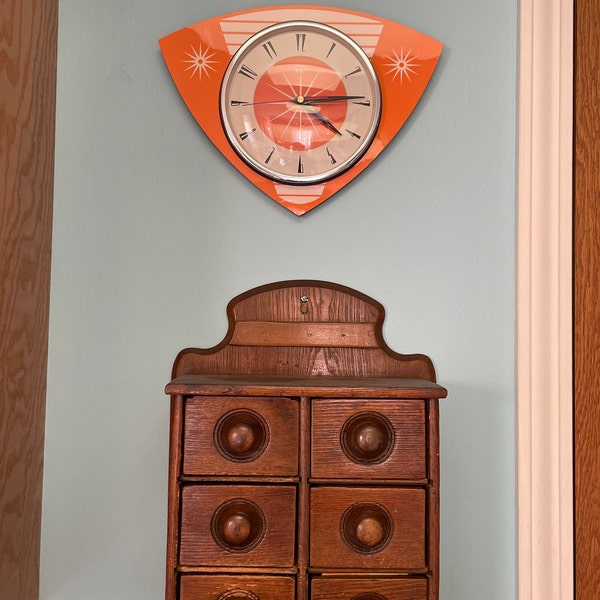 Colour Etched Trianguloid Laminate Caravan Wall Clock From Royale ...