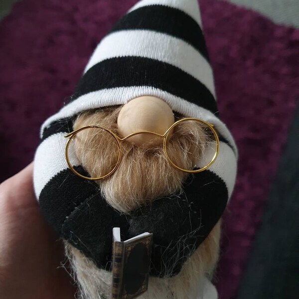 Red Bat Dracula Gonk 22cm, Nordic, Gnome, Swedish Tomte - Etsy