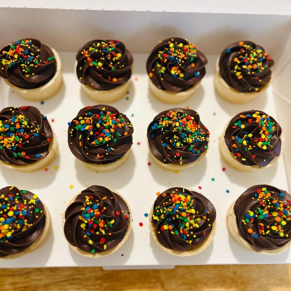 Cupcake Cone Box - Etsy