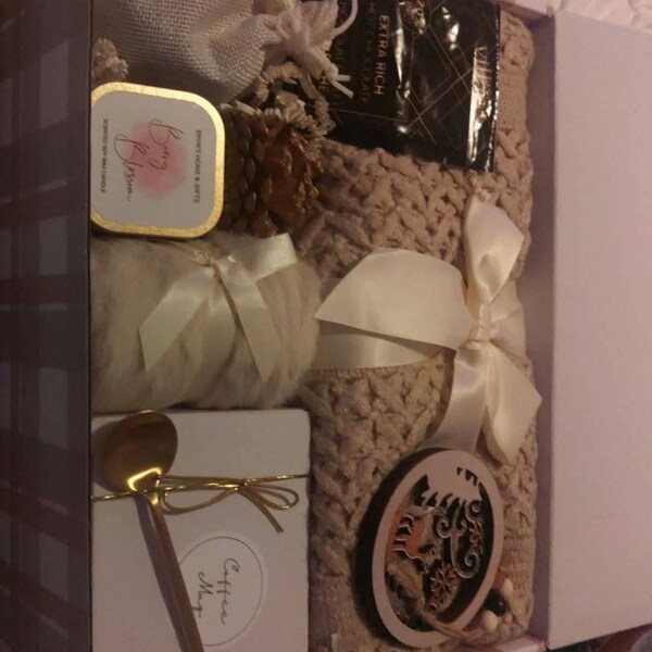 Engagement Gift Box for Her, Congratulations Gift, Gift for Bride to Be ...
