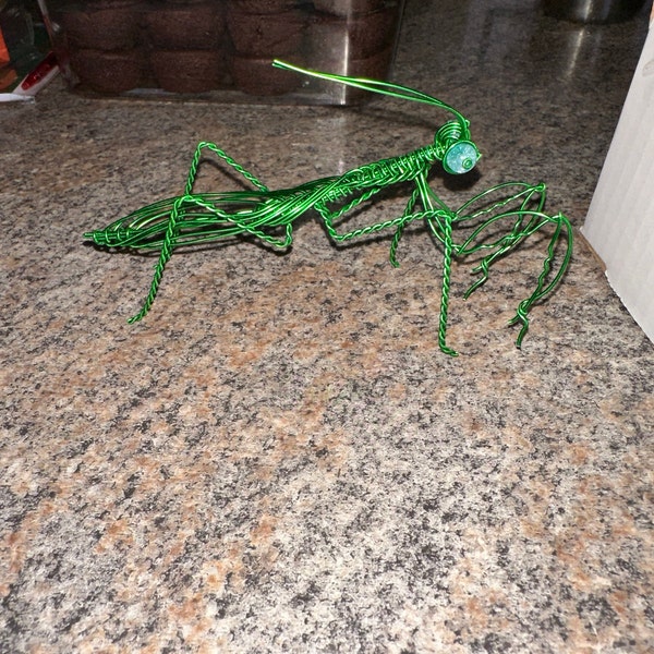 Praying Mantis Wire Sculpture - Etsy