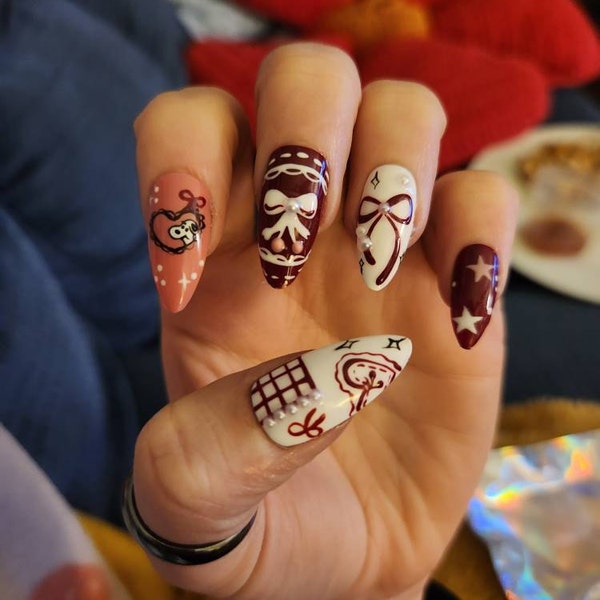 Galaxy-inspired Press on Nails With Abstract Twists| Starry Night ...