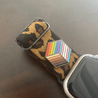 Inclusive Rainbow Pin Flag Cube Geometric LGBTQ Pin Lapel Badge Brooch ...