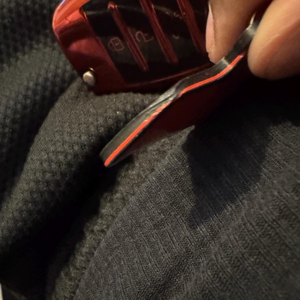 Red Hood Logo / Emblem Keychain From the Comics Character - Etsy