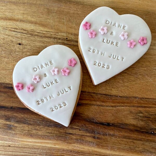 12 Small Iced Heart Shortbread Wedding Favours, Any Colours. Iced ...