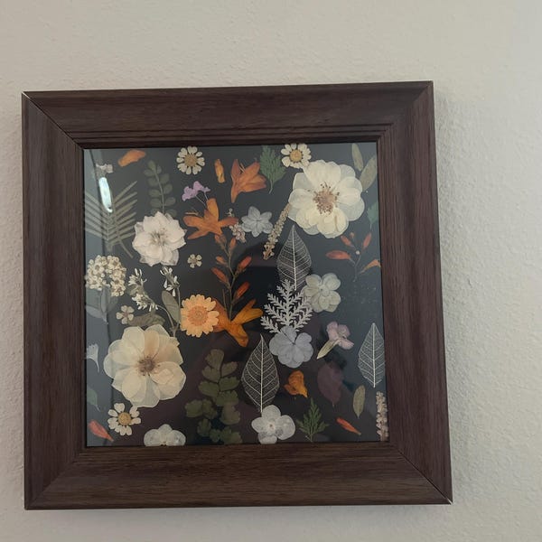 Dark Tones Pressed Flowers Frame, Wooden Stand Dried Flower Frame ...