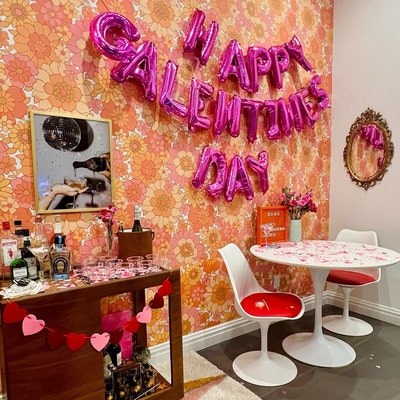 It's Giving Quarter Life Crisis Balloon Banner 25th Birthday Party ...