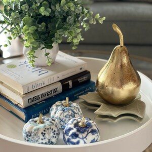 Chinoiserie Apple Style Decor, Blue and White Home Decor - Etsy