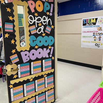 POP IT READING Kit Classroom Bulletin Board Read Across America School ...