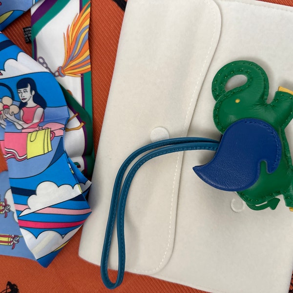 Designer Black Hand Sewn, Stuctured Leather 30 Shoulder Bag, Top Handle ...