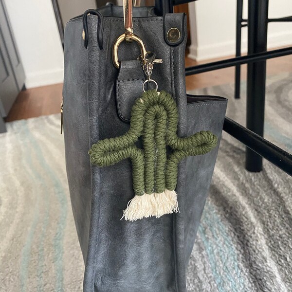 Ghost Macrame Keychain Halloween Keychain Fiber Arts Bag Charm Key ...