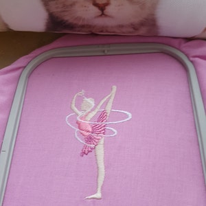 Script Letter E. Machine Embroidery Font. Cursive Letter | Etsy