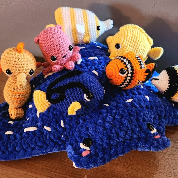 PATTERN PACK - Mega Ray and 7 Sea Friends Patterns - Ray, Angelfish ...