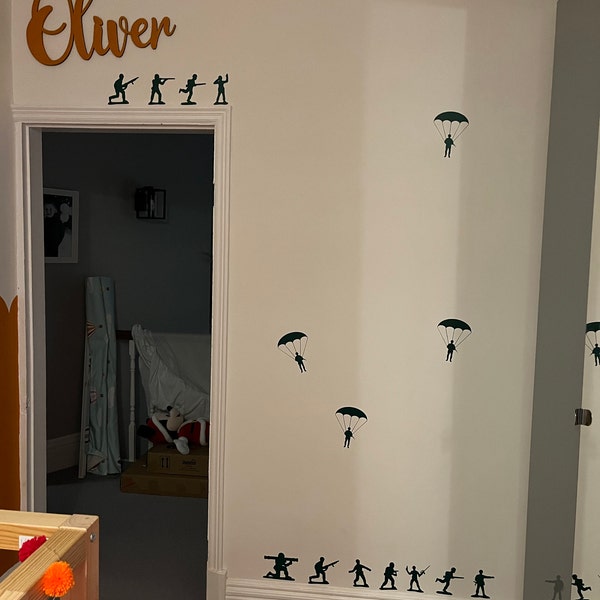 Set of 22 Toy Army Men Wall Vinyl Decal Stickers | Kids Army Soldiers ...