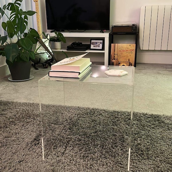 Acrylic Tower Side Tables in 3 Sizes | Perspex End Tables - Etsy