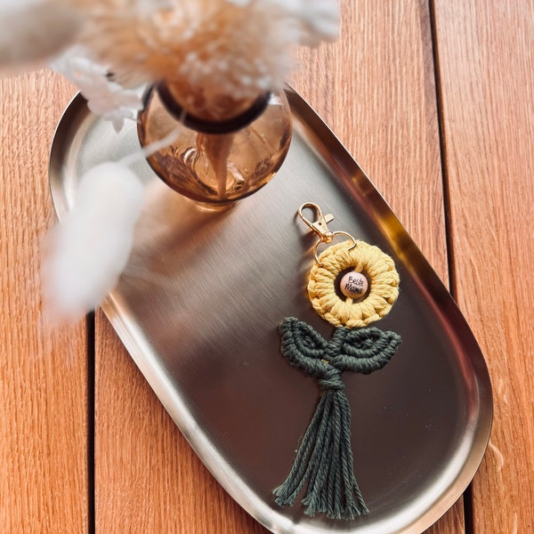 Macrame Sunflower PDF Tutorial: DIY Car Charm, Keychain Pattern (digital Pattern) - Etsy