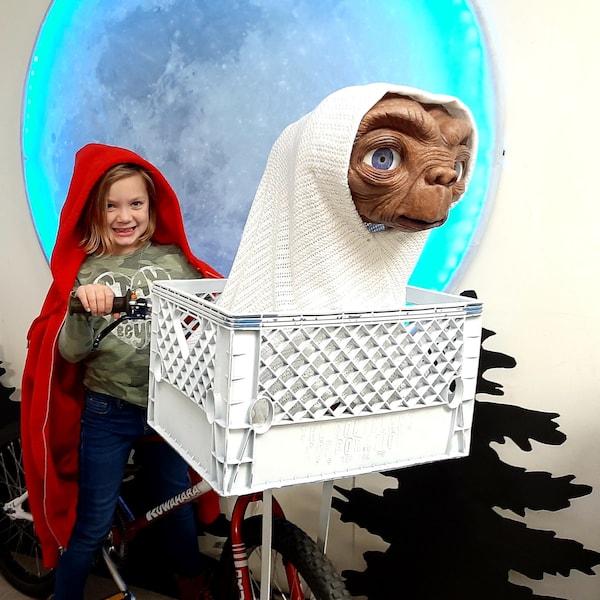 E.T. the Extra Terrestrial Display Replica Life Size Kuwahara Bmx - Etsy