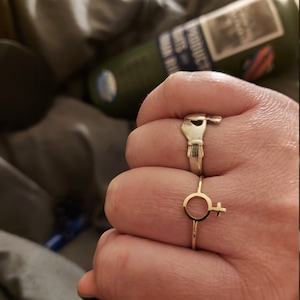 Female Symbol Ring Female Empowerment Female Symbol Gifts - Etsy
