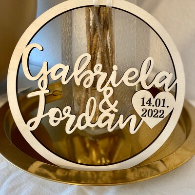 Round Wooden Sign Wedding Sign Wedding Gift Name Sign - Etsy