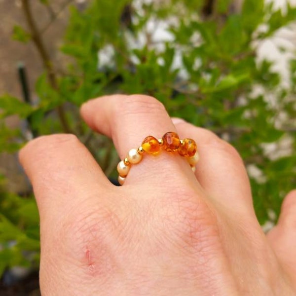 Stackable Stretchable X-bead Ring in Elegant Pearly Beige Bohemian ...