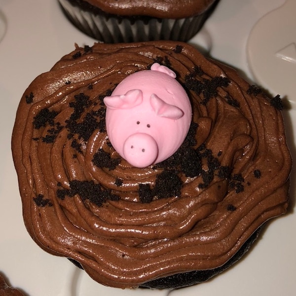 Made to Order | 1 Dozen Royal Icing Pigs | 1 Inch | 12 Pieces | Edible ...