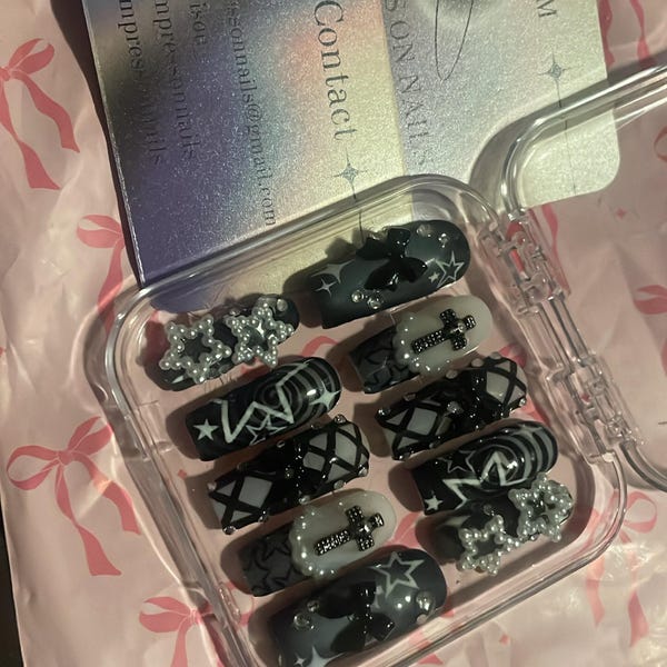 Grunge Nails | Star Nails| French Tip Nails | Baddie Nails | Y2K Nails ...