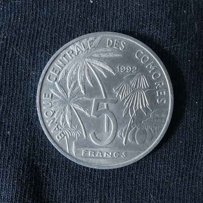 1 Comoros Coelacanth Coin 5 Francs 1992 Picked Randomly From Lot Matte ...