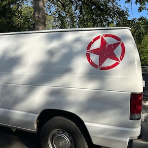 Distressed Star. Vinyl Decal - Etsy