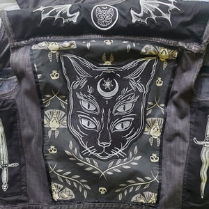 Sacrifice Midsommar Festival Horror T-shirt / I Survived / - Etsy