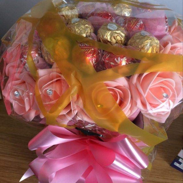 Ferrero Rocher & Lindt Lindor Pink Chocolate Bouquet - Sweet Gift ...