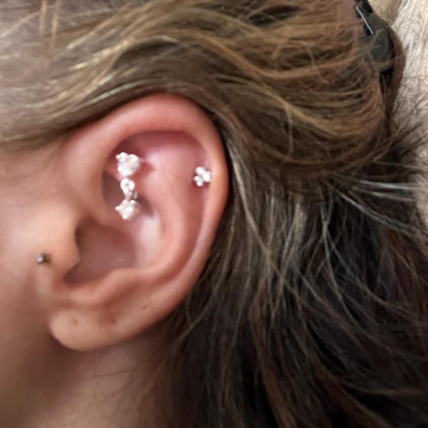 925 Sterling Silver Heart Dangling Jeweled Eyebrow Ring - 16G (1.2mm ...