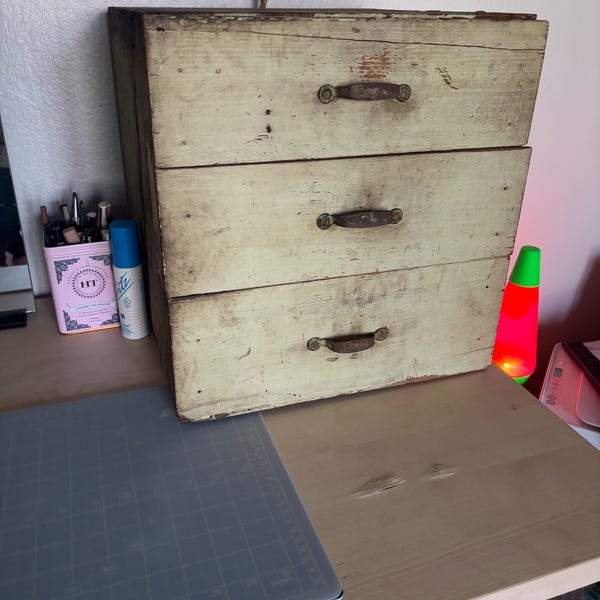 Antique Green Wood Divided Crate Cubbies Primitive Rustic Sorter ...