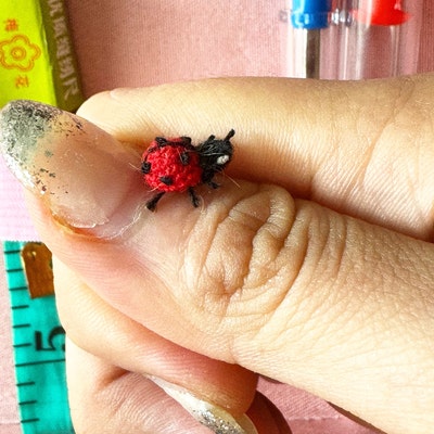 Crochet Pattern Micro Ladybug Amigurumi: Make Your Own Miniature ...