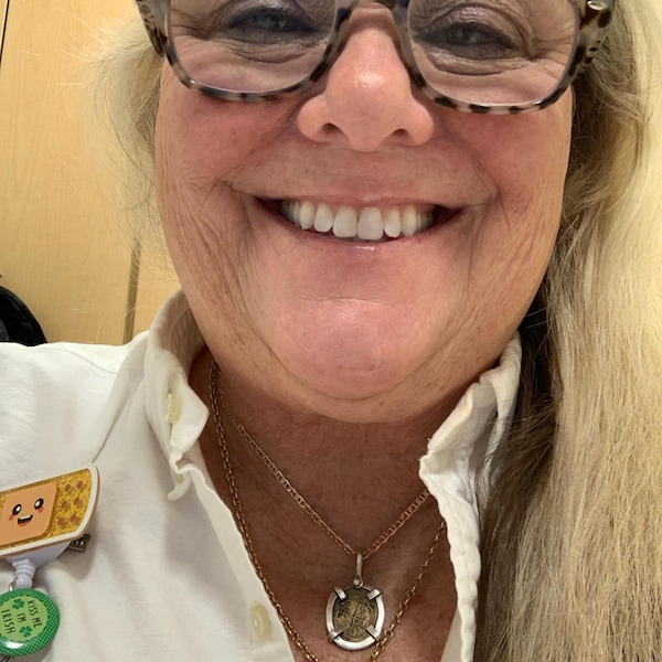 Virgin Mary Ring, 14K Gold Filled Religious Medallion Ring, Mother Mary ...