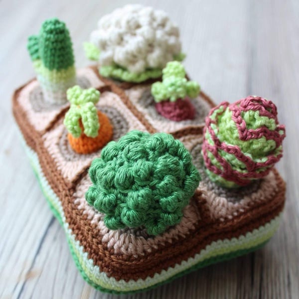 Amigurumi Vegetable Patch Crochet Pattern Aradiyatoys Kingdom Carrot ...