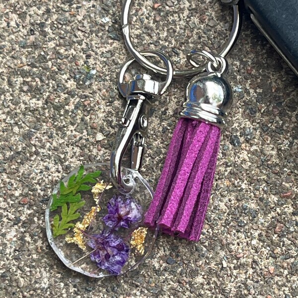 Happy Faces Themed Handmade Resin Keyring // Smile, Faces, Gift for ...