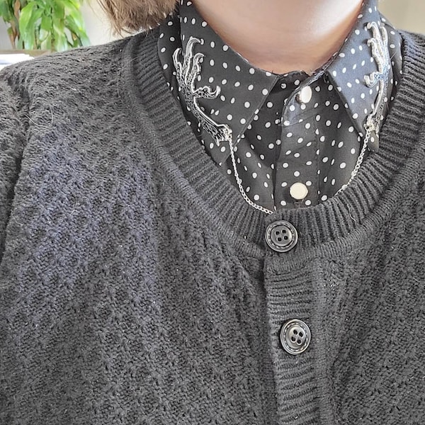 Raven Feet Chain Enamel Pin Bird Feet Crow Chained Pins Collar Cloak ...