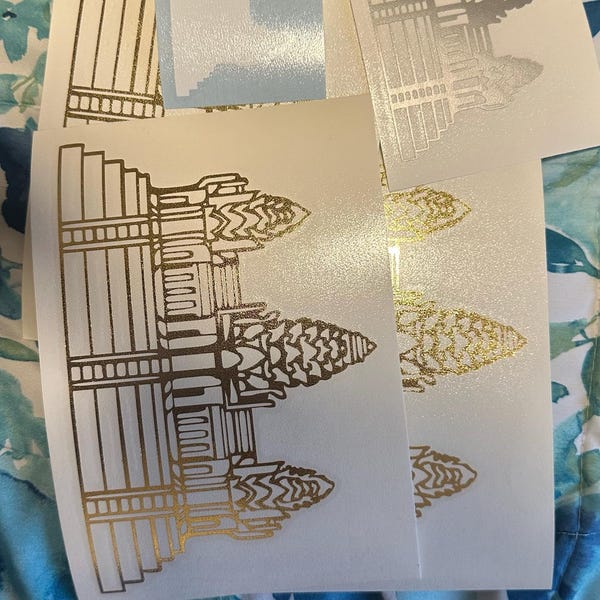 Hello Kitty Face Decal - Premium Quality Vinyl (perfect for Car, Window ...