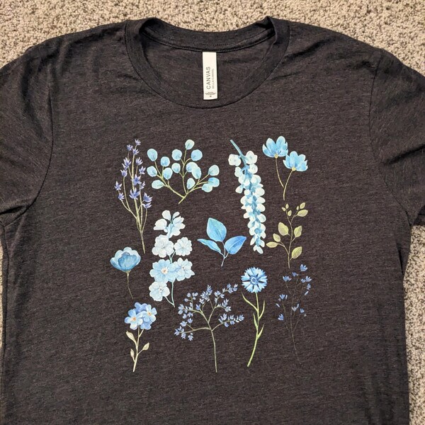 Gothic Pregnancy Announcement Halloween Maternity Shirt Goth New Mom to ...