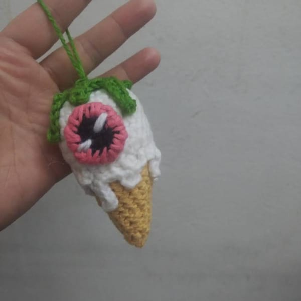 Eye Scream Crochet Pattern: Creepy Halloween Keychain (PDF) - Etsy