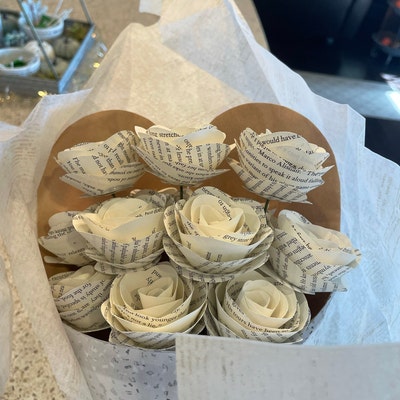 Book Page Flowers, Book Flowers, Paper Roses, Paper Flowers, Book Lover ...