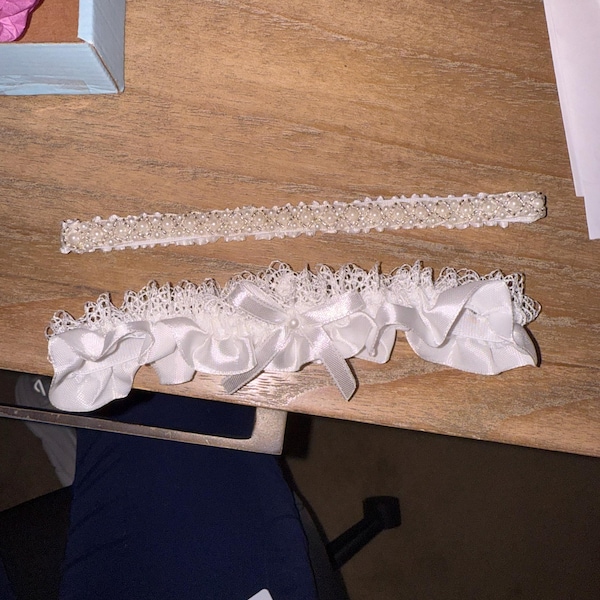 Two Bridal Garter Set, Wedding Garter With Crystals and Pearls, Elegant ...