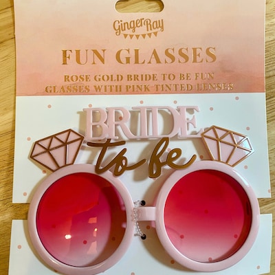 Hawaiian Tiki Balloon Arch With Tropical Flowers and Foliage - Etsy